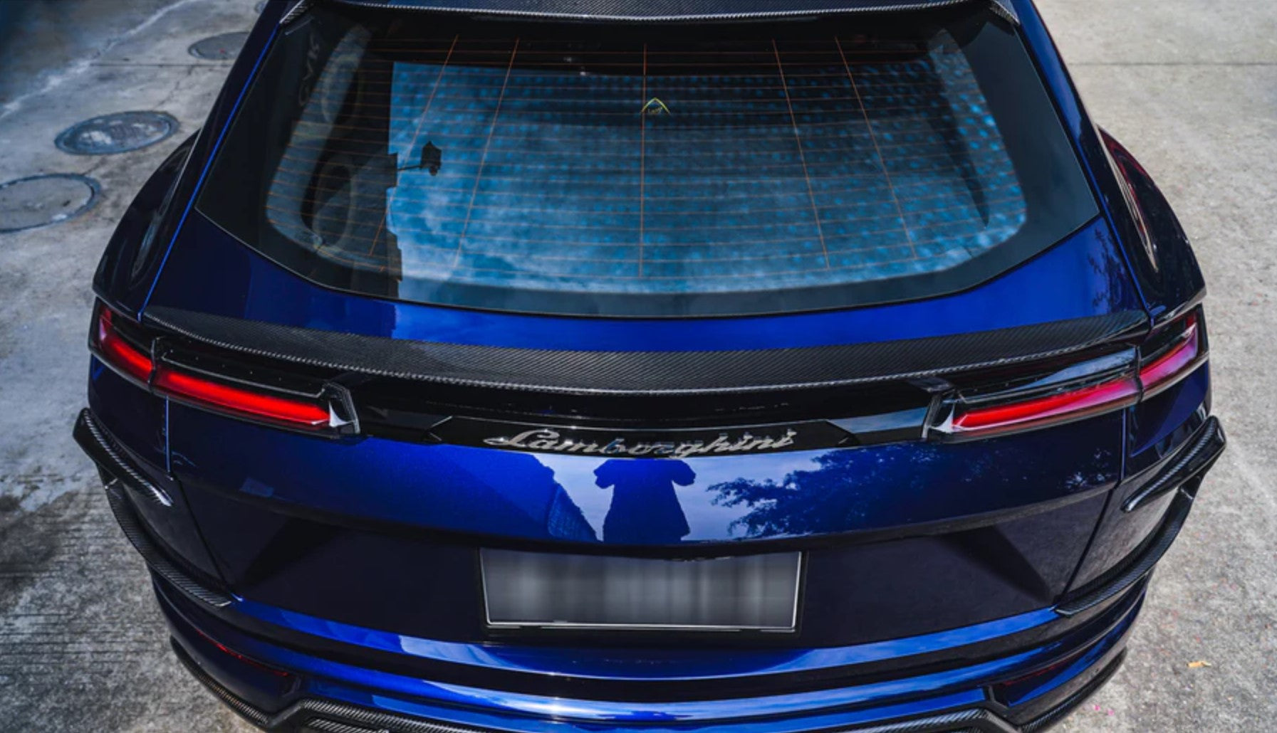 Carbon Fiber T Style Trunk Spoiler - Lamborghini Urus