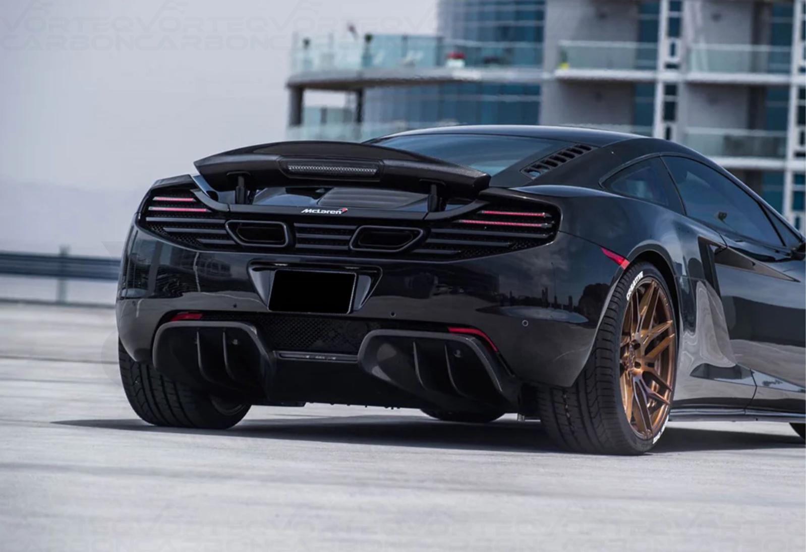 Carbon Fiber D Style Rear Diffuser - McLaren 650S
